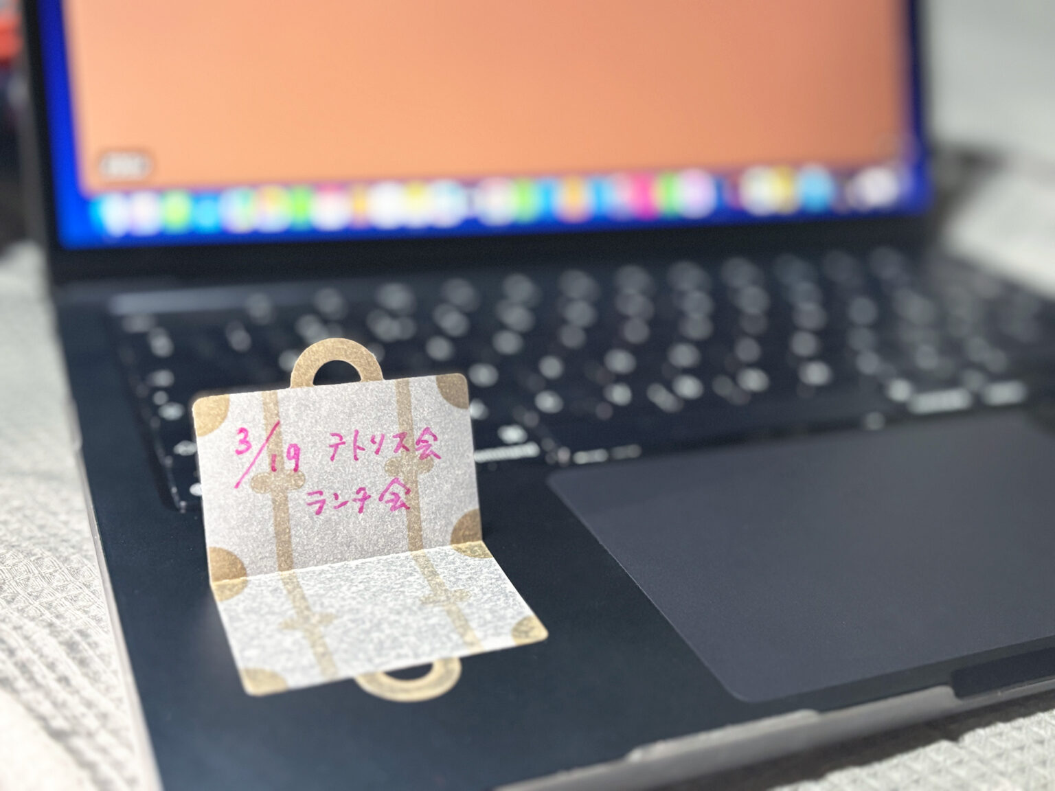 4F ⑨番ブース：⑧Thankful POP UP LABEL（ポップアップラベル）|ペーパーサミット